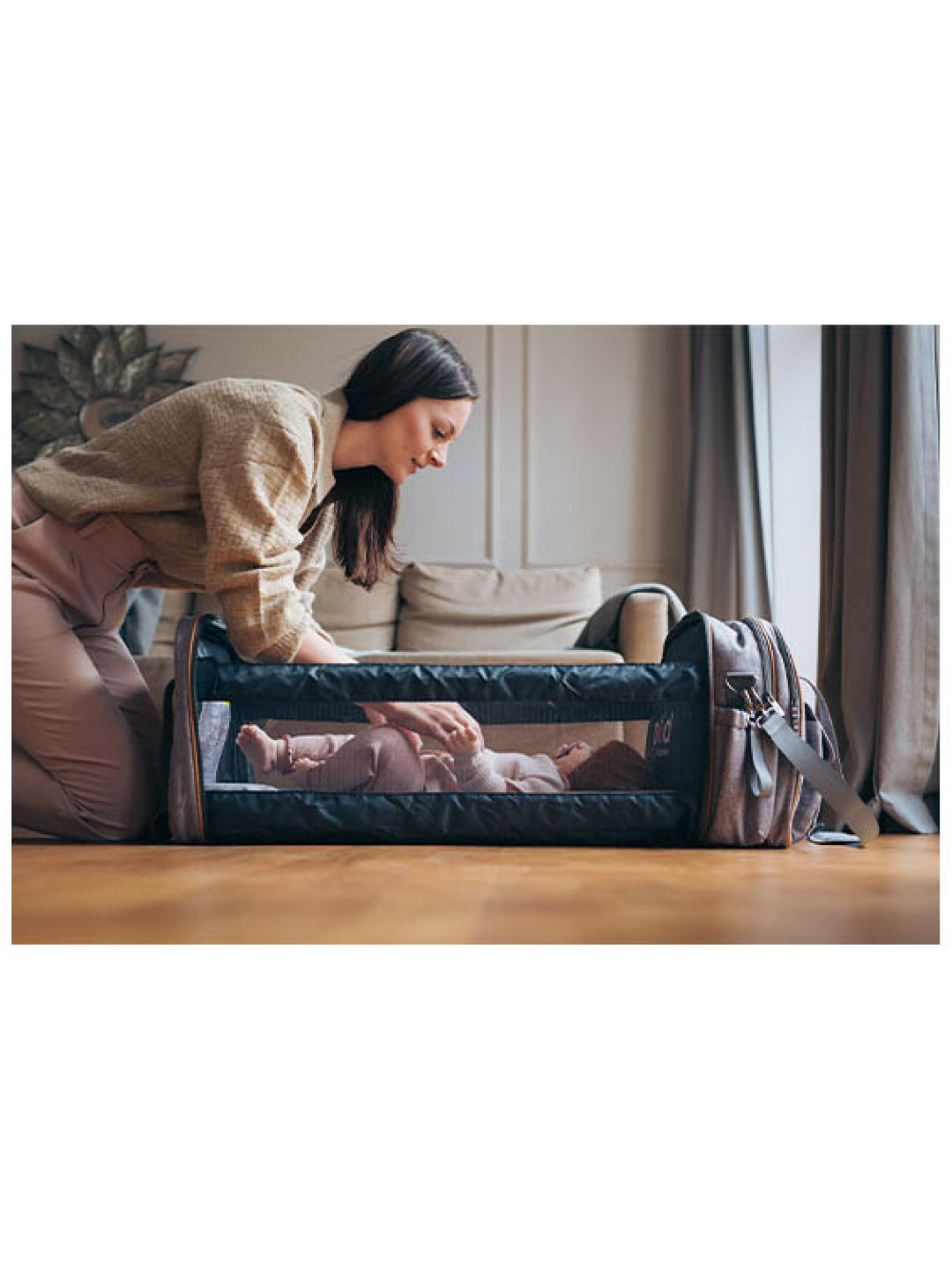 Bizzi Growin POD Baby Travel Bag and Cot (New) | edamama