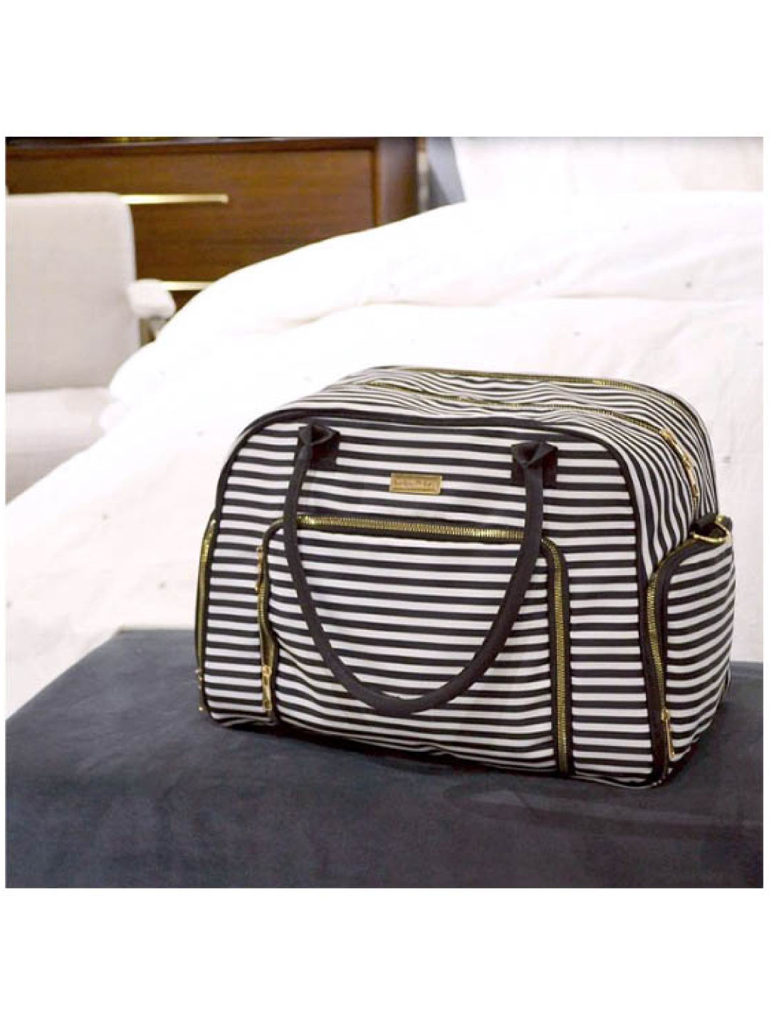 Bebe Chic Manhattan Deluxe Breast Pump Bag | edamama